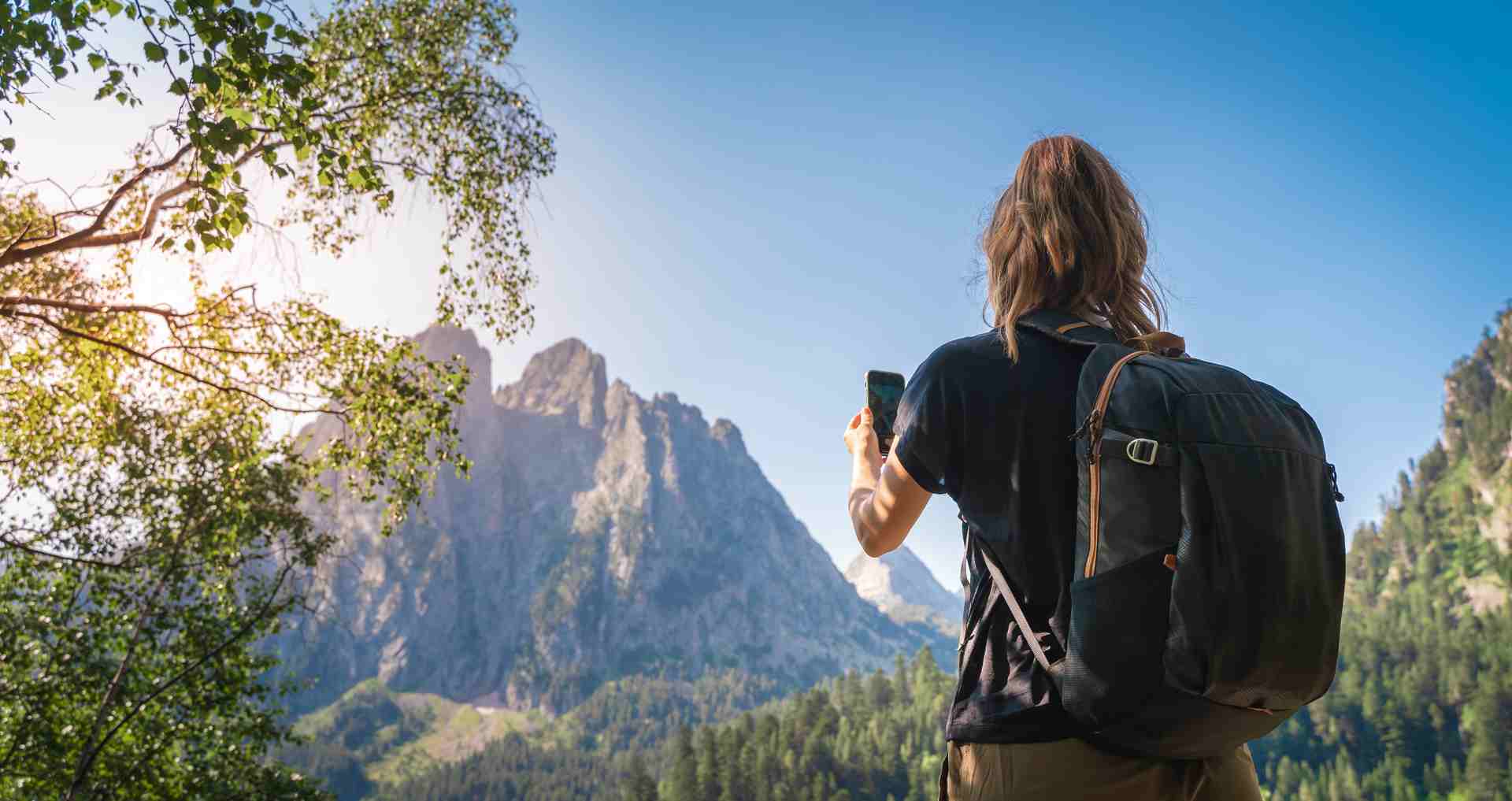 12 Best Apps for Solo Travelers in 2026: Safety, Maps, and Meeting ...